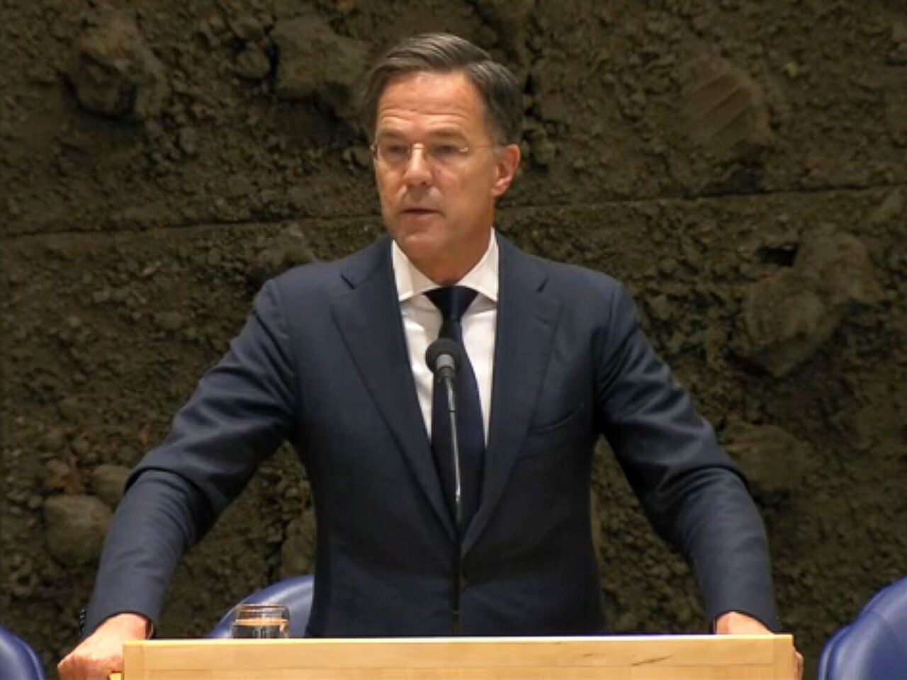 Kabinet gevallen en Rutte stapt op - Welkom op NPO.nl